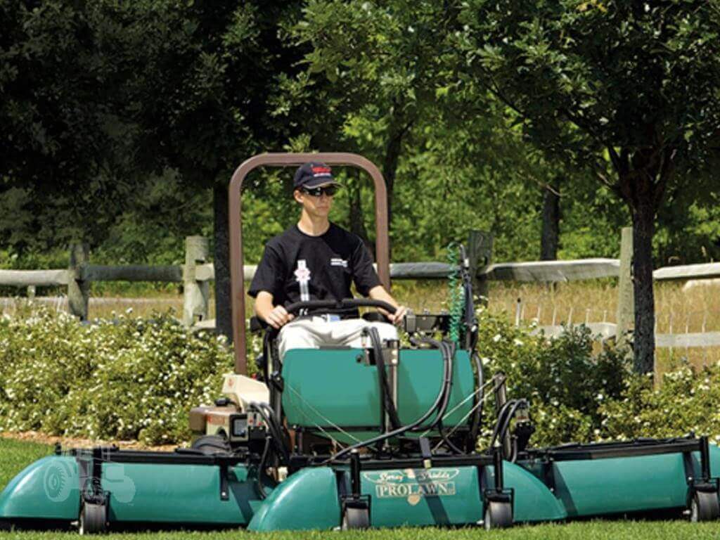 Showroom | Rosy Brothers, Inc | Dryden, MI | Premier Kubota Dealer